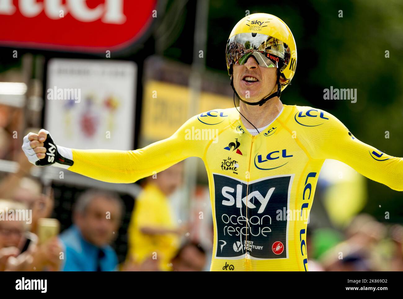 Great Britain's Geraint Thomas for team Sky crosses the finish line ...