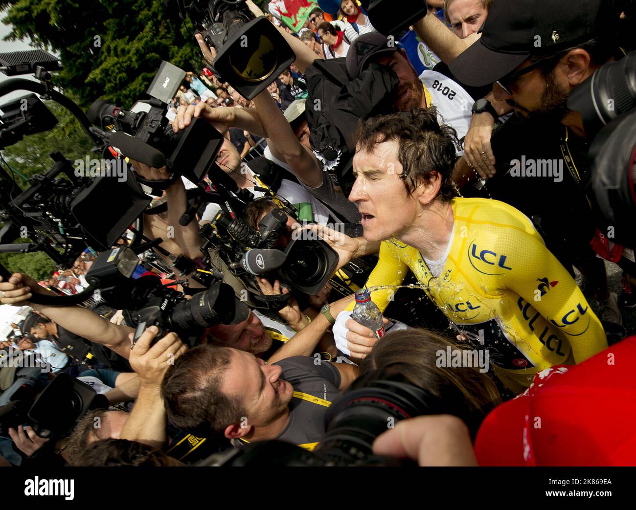 Great Britain's Geraint Thomas for team Sky crosses the finish line ...