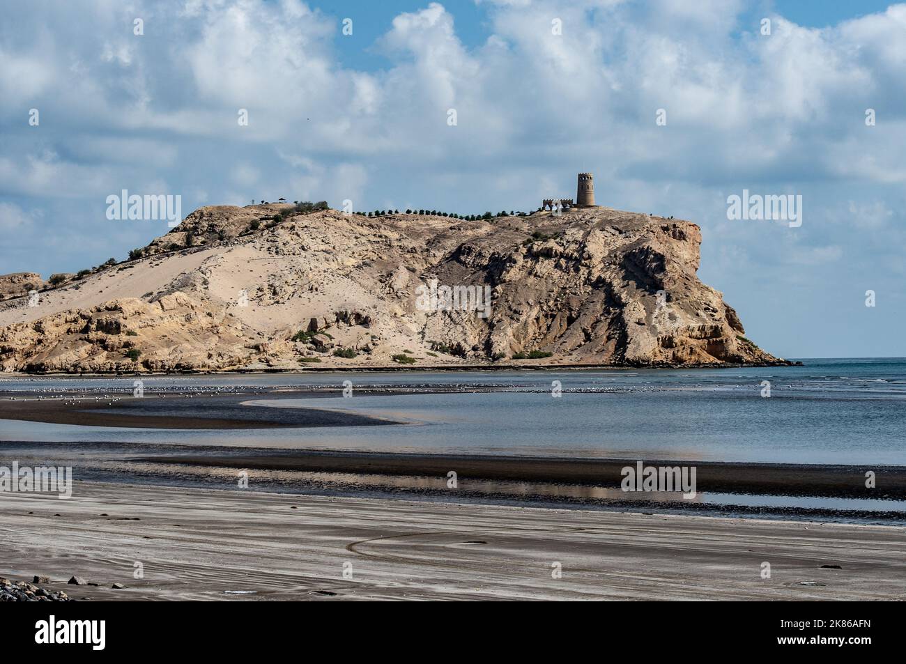 Tour of Oman Stage 1, Al Sawadi Beach to Suhar Corniche Stock Photo - Alamy