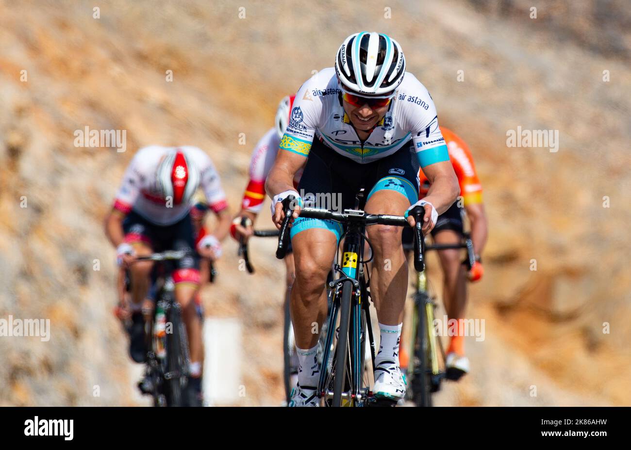 Alexey Lutsenko team Astana wins the stage and takes the lead in the ...