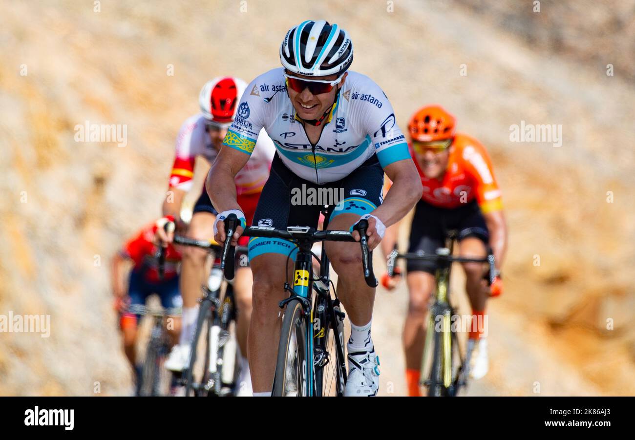 Alexey Lutsenko team Astana wins the stage and takes the lead in the ...