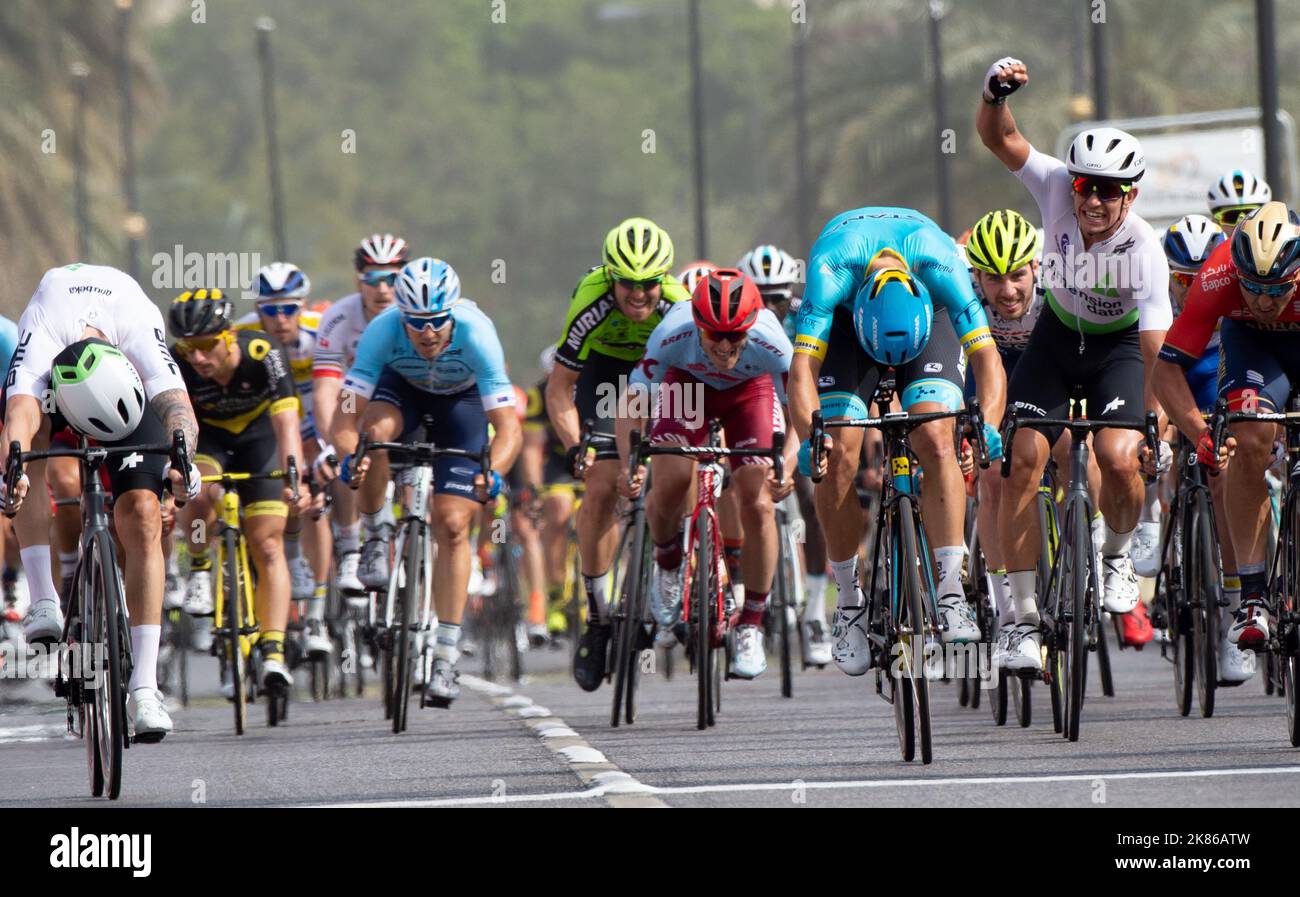 Giacomo Nizzolo of team Dimension Data wins the stage Stock Photo - Alamy