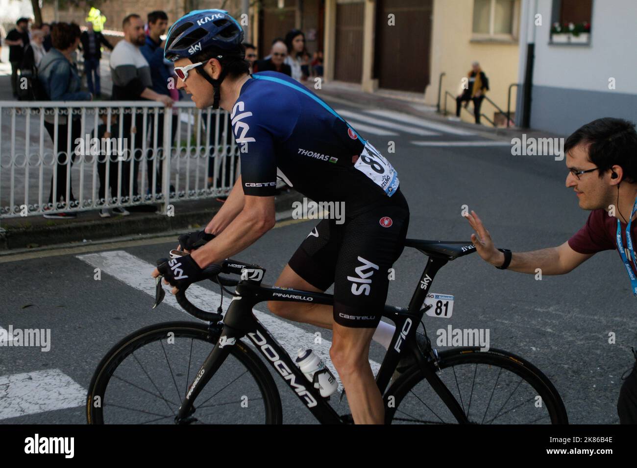 A katusha rider misses the sharp corner and GBâ€™s Geraint Thomas ...
