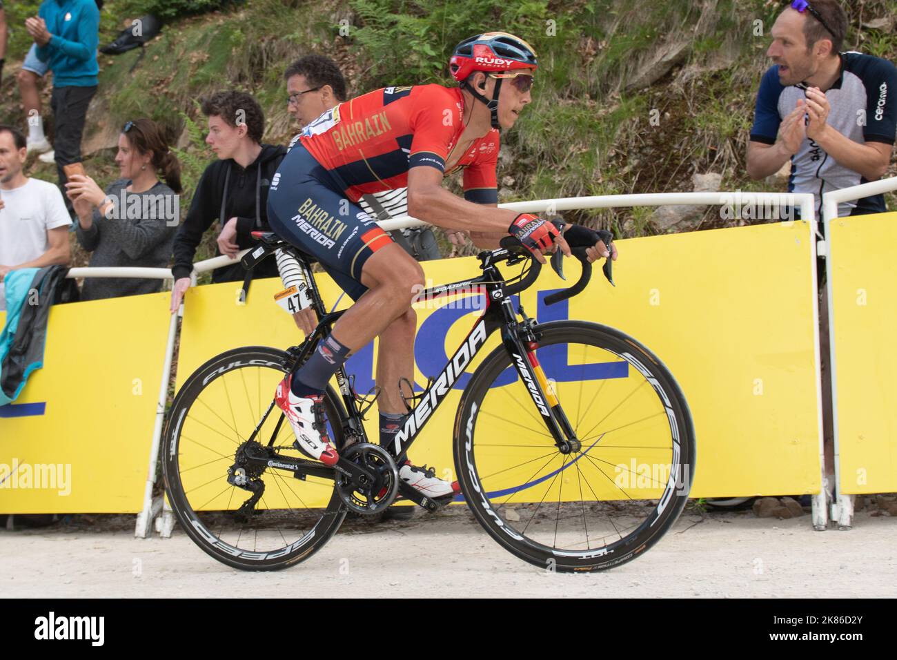Dylan Teuns team Bahrain Merida wins the stage in the Tour de France ...