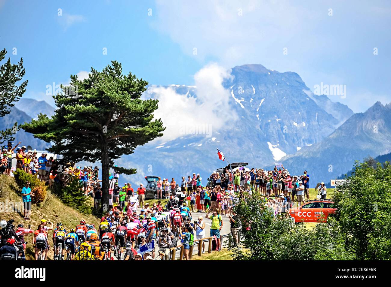 The group of GC leaders during Stage 19 Saint-Jean-de-Maurienne to ...