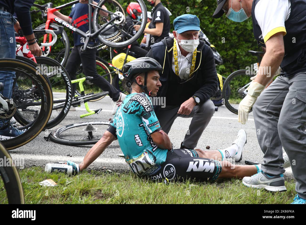 B & B Hotels Bryan Coquard recovering in the aftermarth of a collison ...