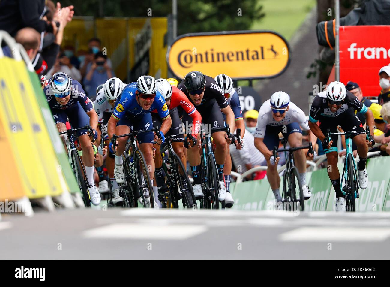 Tour de France 2021, Stage 4, Redon to Fougeres. Great Britain's Mark ...