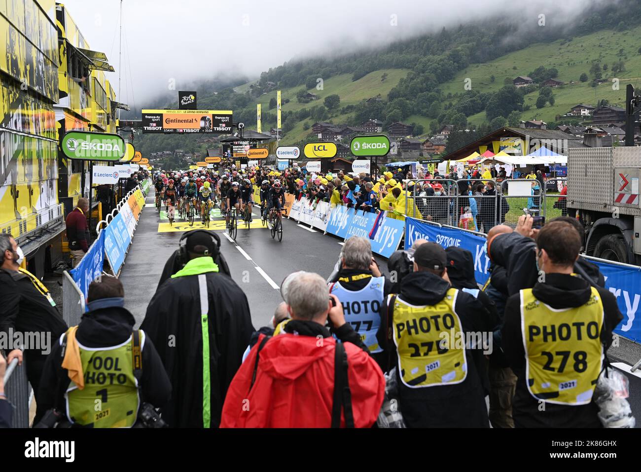 The bunch cross the finish line in stage 8 of the Tour de France 2021 ...