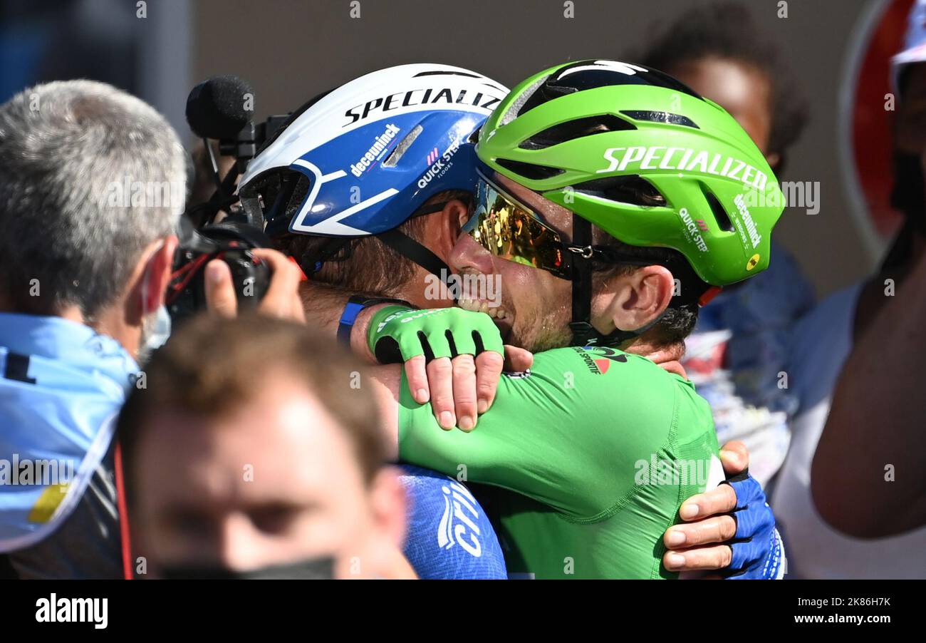 Mark Cavendish of team Deceuninck-Quick-Step wins the stage in a sprint ...