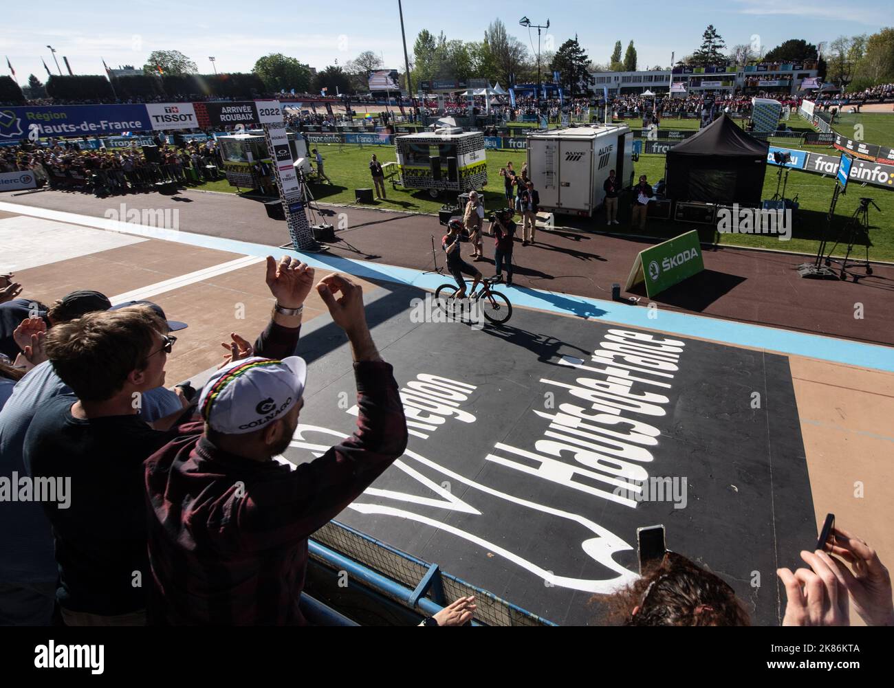 Paris Roubaix 2022, From Compiegne to Roubaix Velodrome. Dylan Van ...
