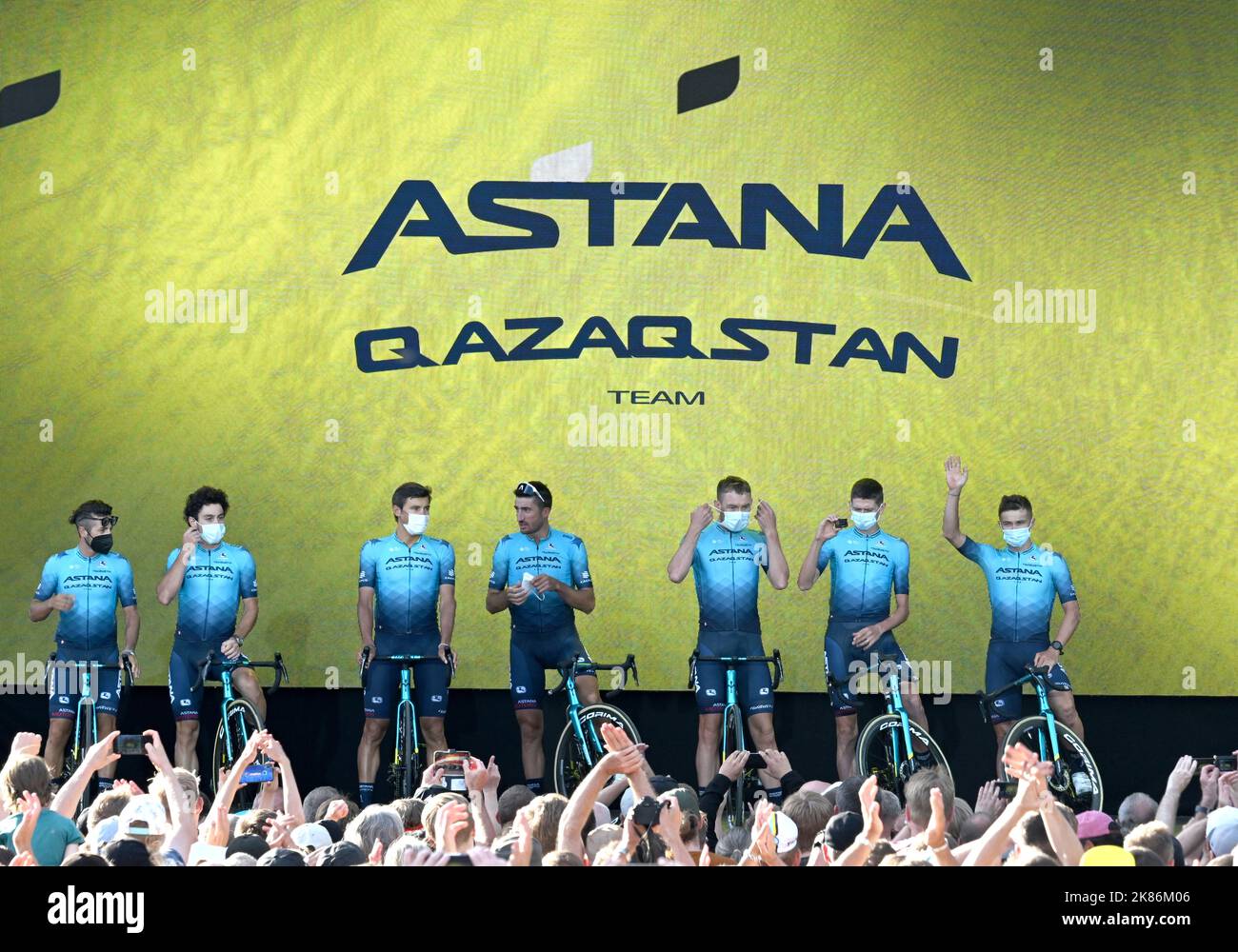 (From left to right) Aleksandr Riabushenko of Belarus and Astana ...