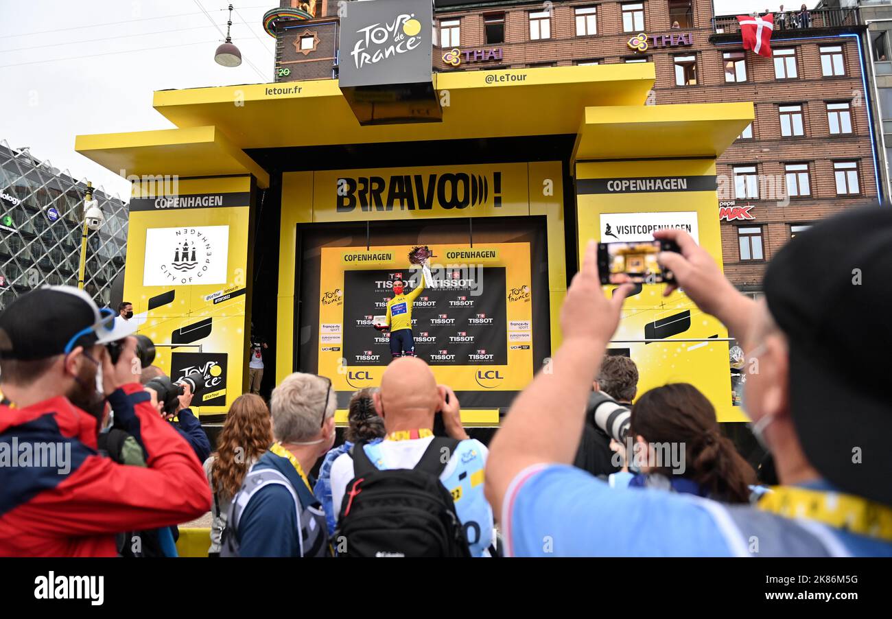 Yves Lampaert of Belgium and Quick-Step Alpha Vinyl Team celebrates ...