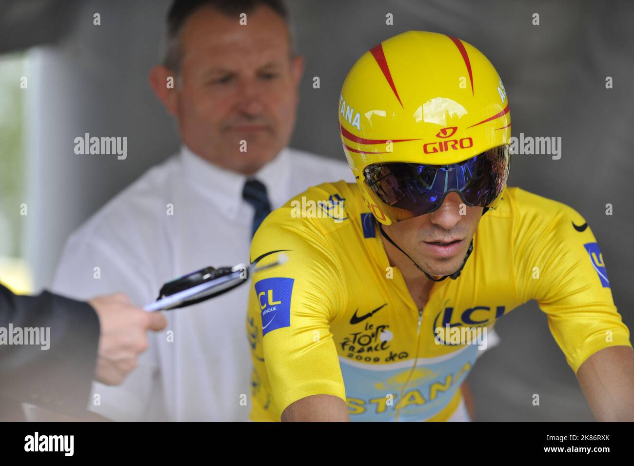 Alberto Contador overall leader and winner of the stage in Annecy ...