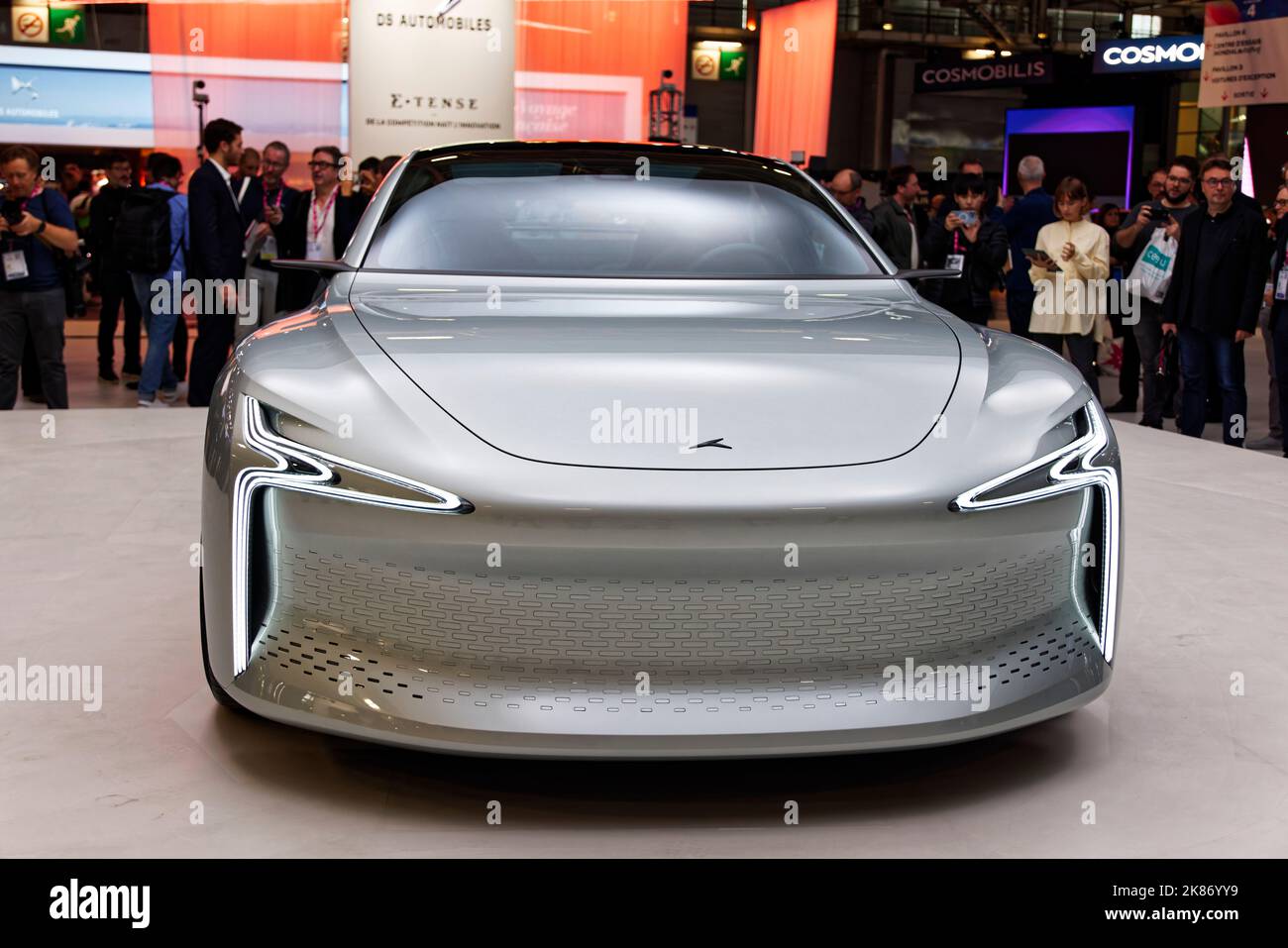 Paris, France. 17th Oct, 2022. The Hopium Machina Vision hydrogen ...
