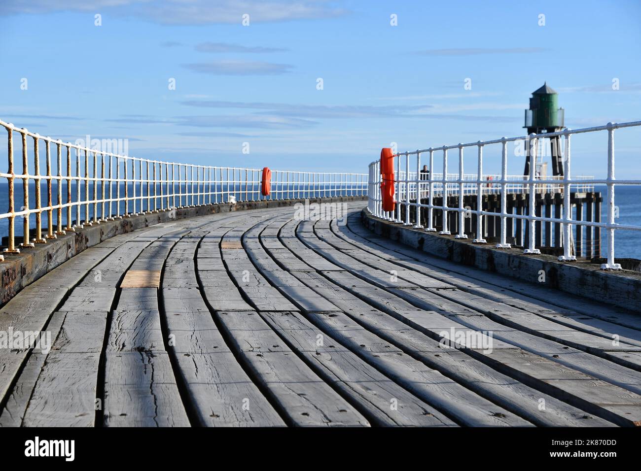 Pier road whitby hi-res stock photography and images - Alamy