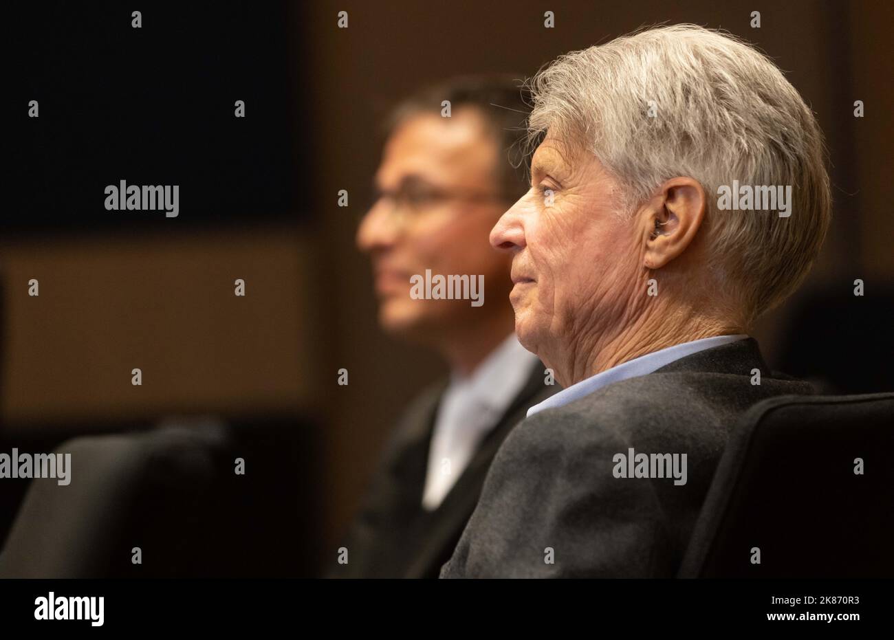 Bochum, Germany. 21st Oct, 2022. The defendant (r) and his lawyer ...