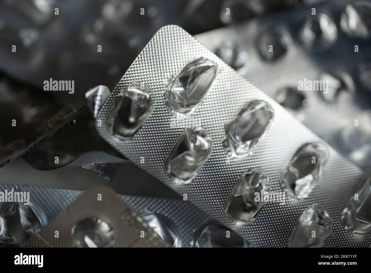 Empty packaging pills close hi-res stock photography and images - Alamy