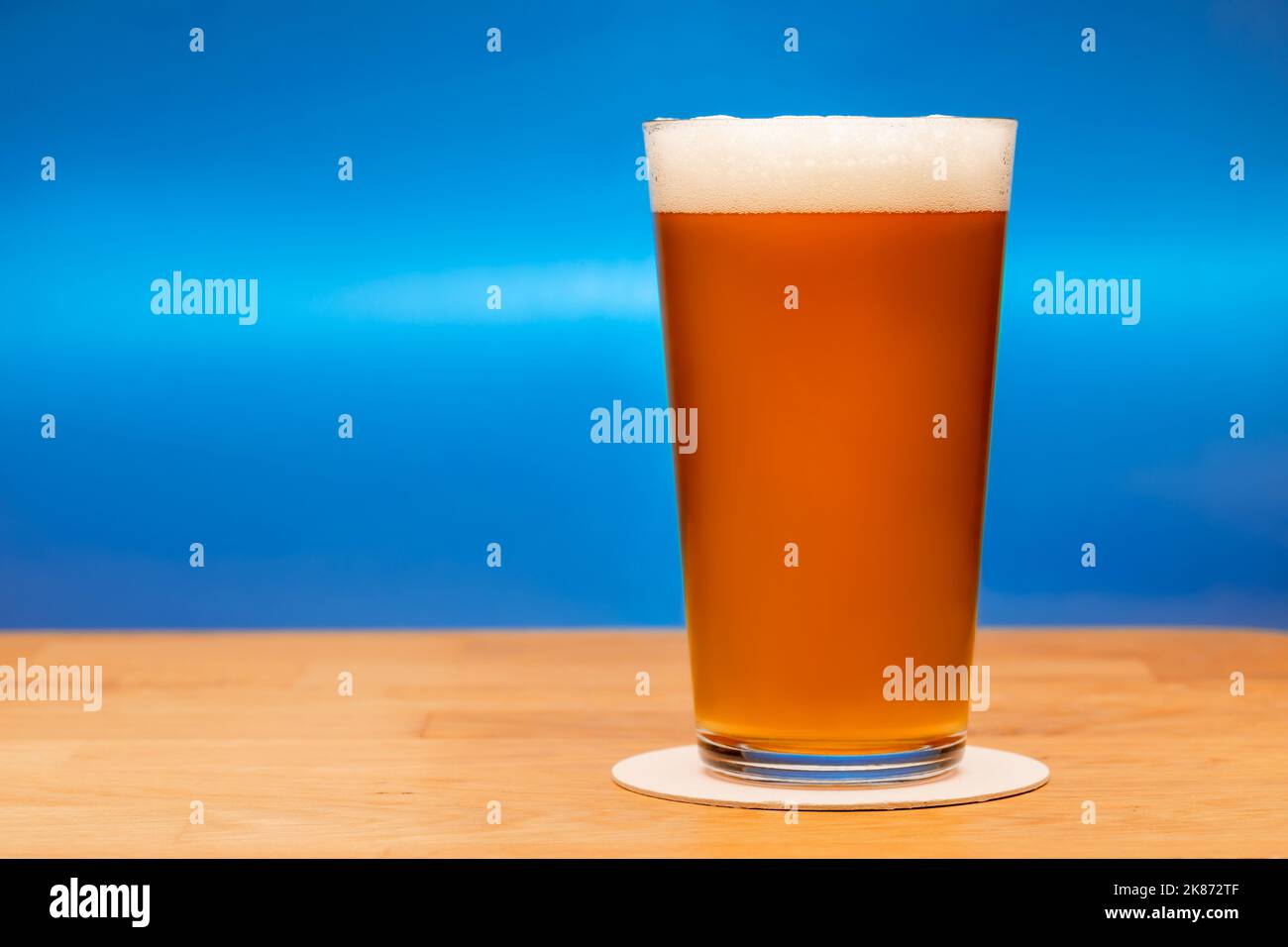 American pale ale hi-res stock photography and images - Alamy