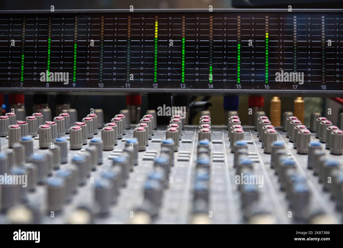 Mixer equalizer hi-res stock photography and images - Alamy