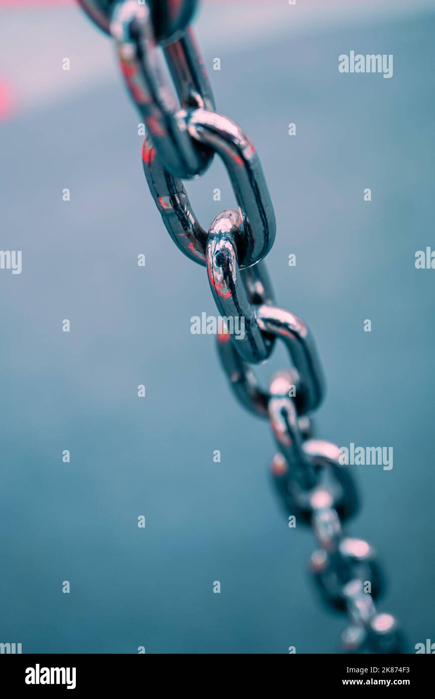 Chain wallpaper hi-res stock photography and images - Alamy