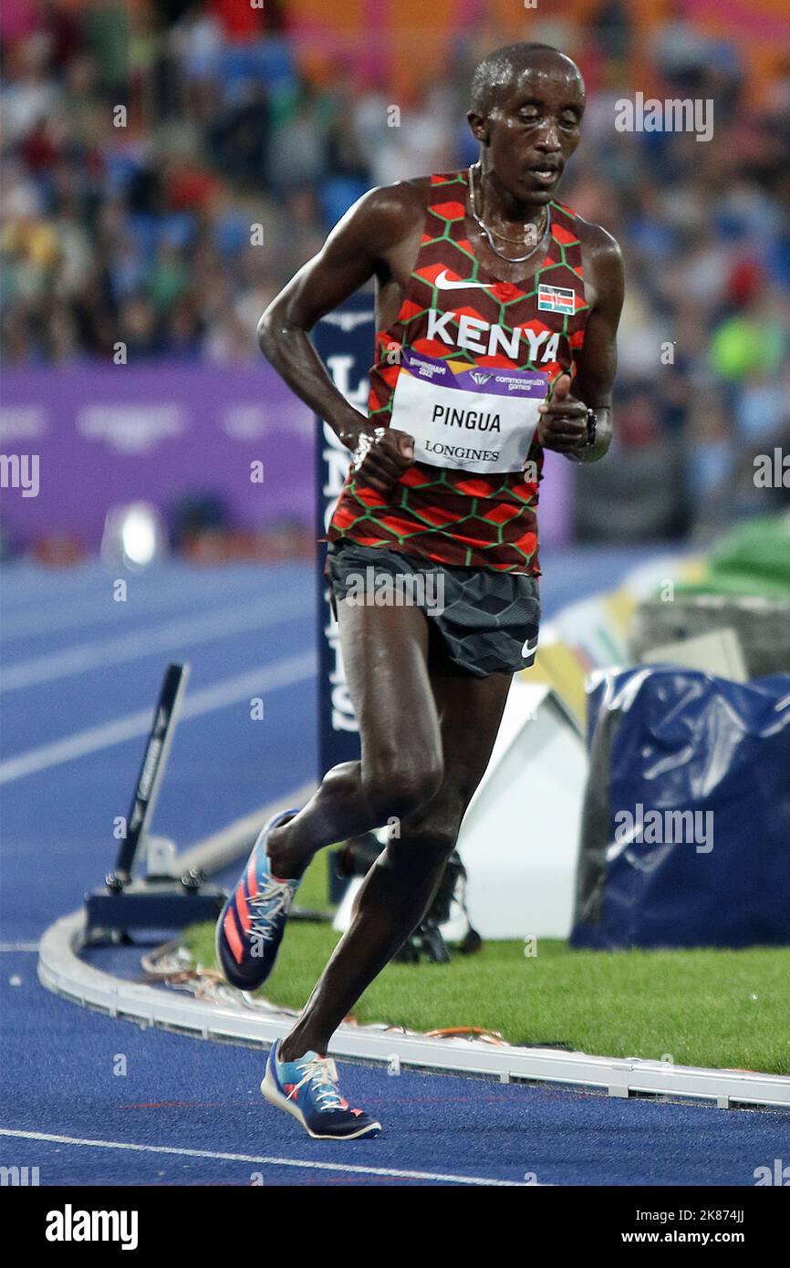 Edward Zakayo PINGUA of Kenya in the men's 10000 metres - Final at the ...