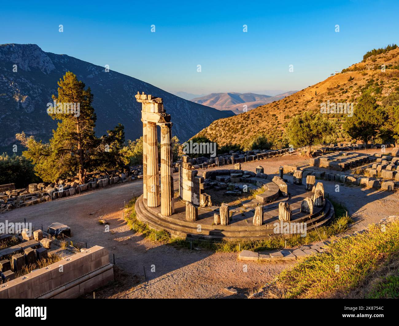 Tholos of Delphi, Temple of Athena Pronaia, sunrise, Delphi, UNESCO ...