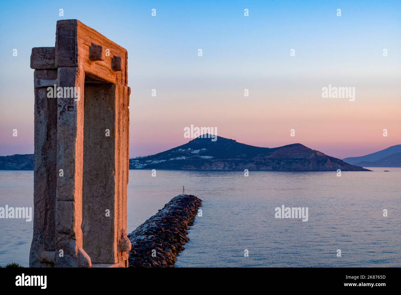 Dusk at Porta Gateway, part of the unfinished Temple of Apollo, Naxos ...