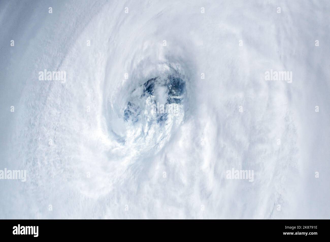 Hurricane cyclone eye Stock Photo - Alamy
