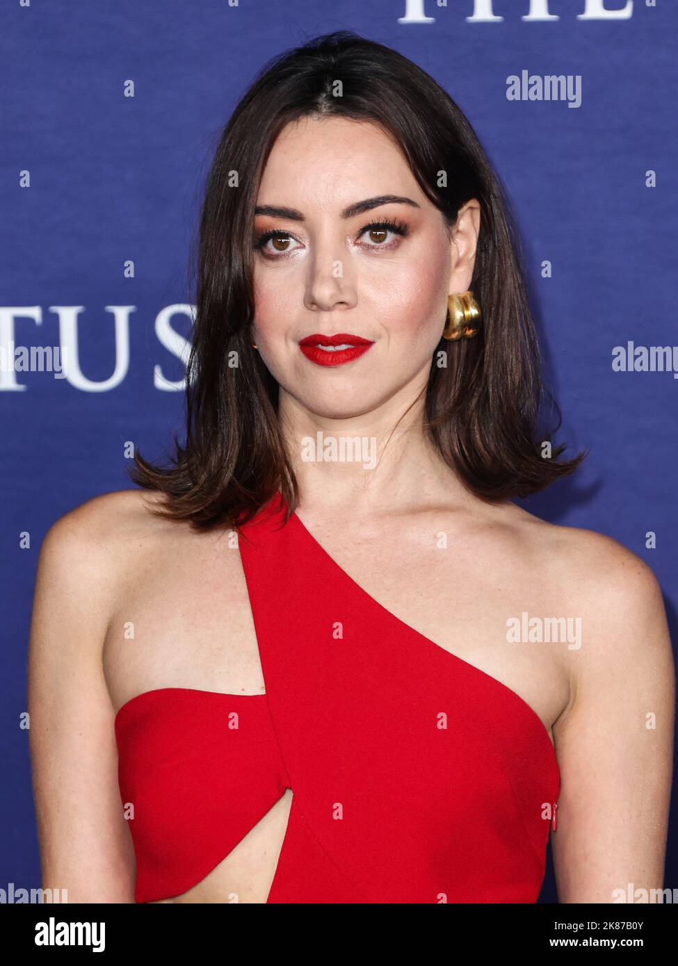 Aubrey christina plaza hi-res stock photography and images - Alamy