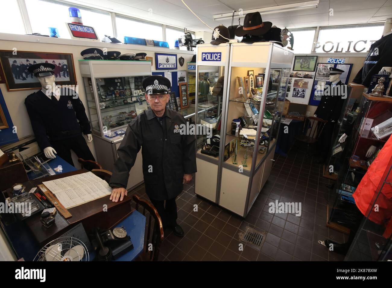 Cumnock, Ayrshire, Scotland, UK Jim Manson (80) a former Police officer ...