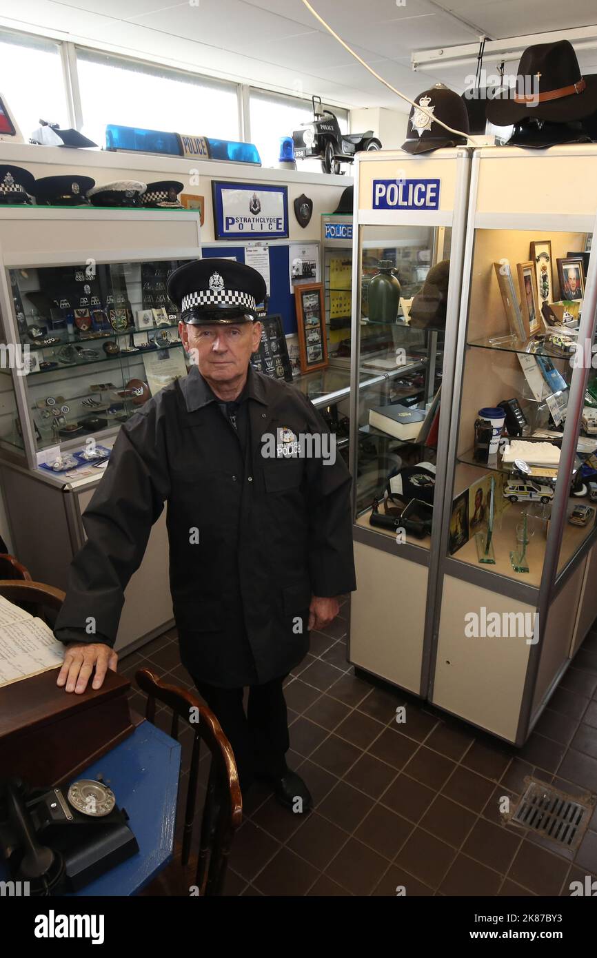 Cumnock, Ayrshire, Scotland, UK Jim Manson (80) a former Police officer ...