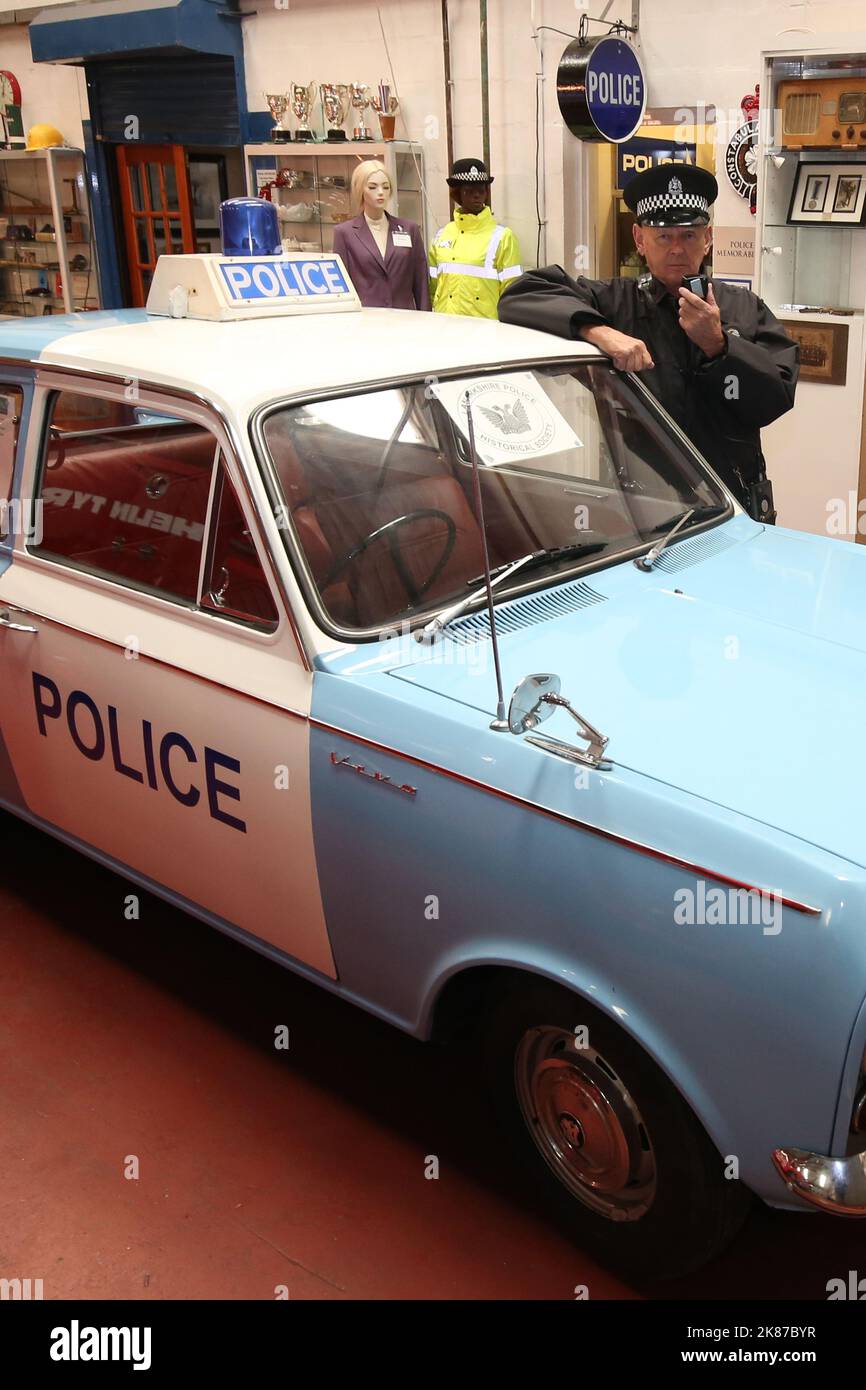 Cumnock, Ayrshire, Scotland, UK Jim Manson (80) a former Police officer ...