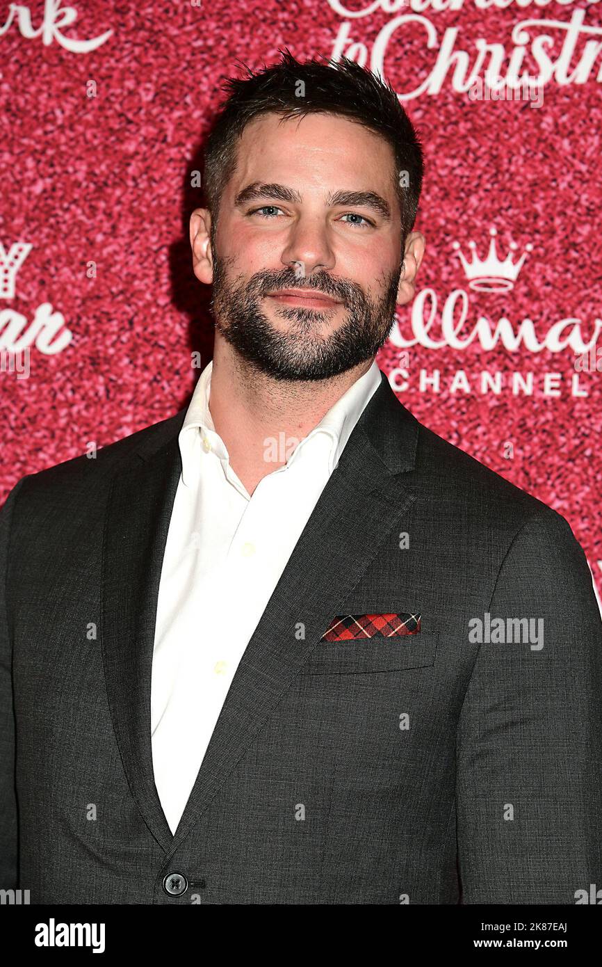 Brant Daugherty attends Hallmark Channel's Countdown to Christmas on ...