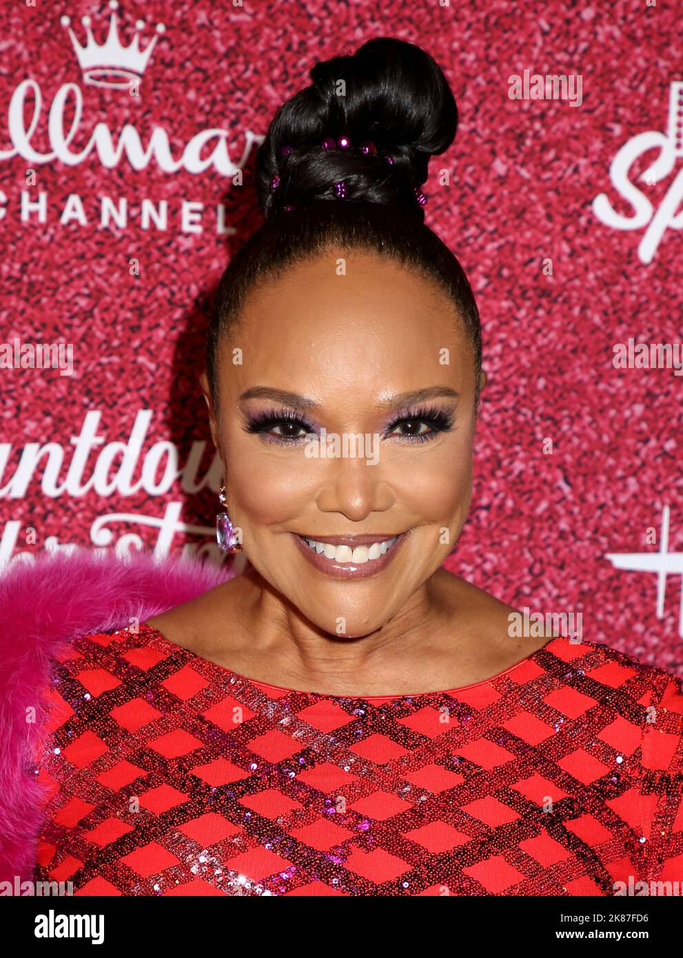 New York, USA. 20th Oct, 2022. Lynn Whitfield attending Hallmark ...