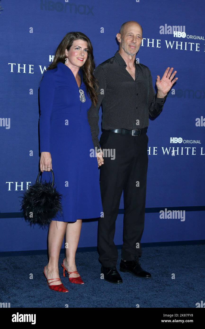 October 20, 2022, Los Angeles, CA, USA: LOS ANGELES - OCT 20: Jon Gries ...