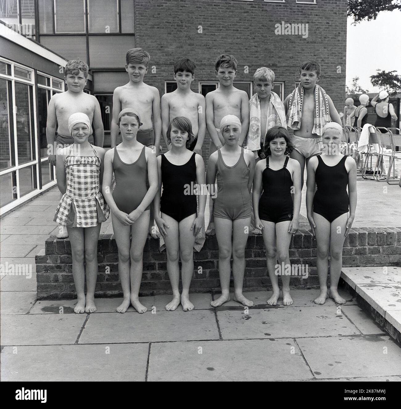 Swimming gala 1960s hi-res stock photography and images - Alamy