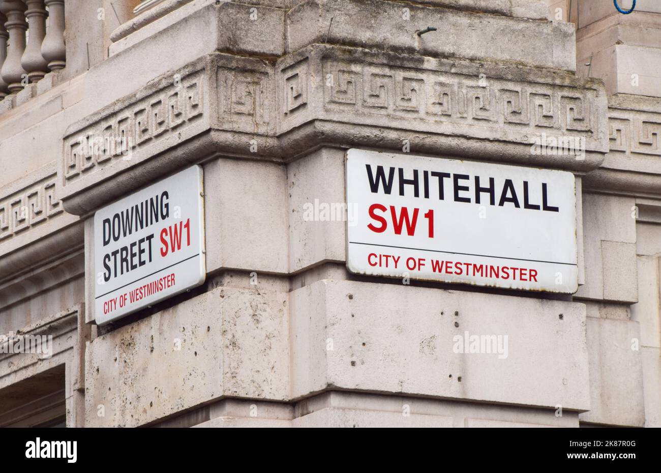 London, UK. 21st October 2022. Whitehall and Downing Street signs in ...