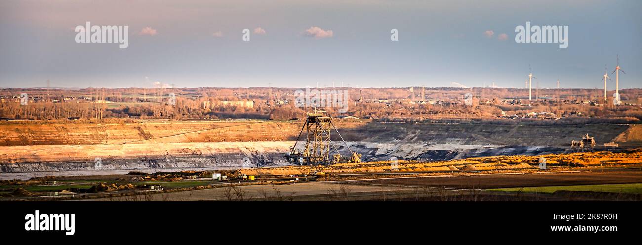 Opencast lignite mining in Germany Stock Photo - Alamy