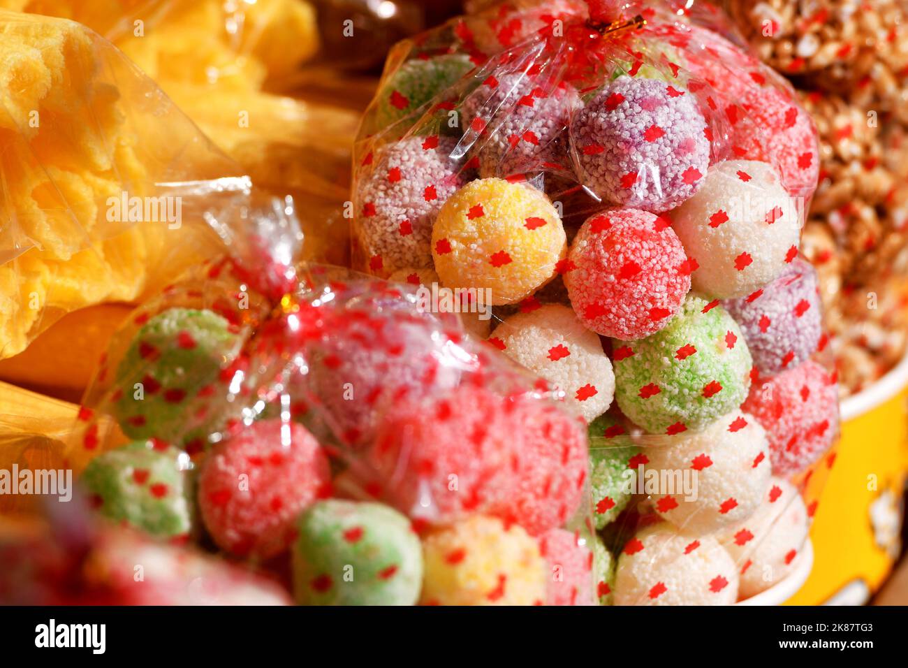 Glutinous rice snacks hi-res stock photography and images - Alamy
