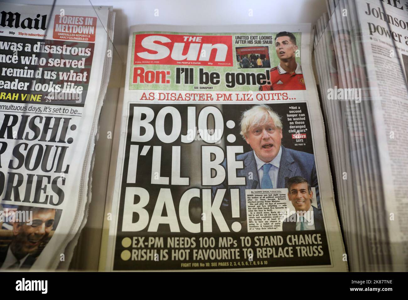 Liz truss newspaper front pages hi-res stock photography and images - Alamy