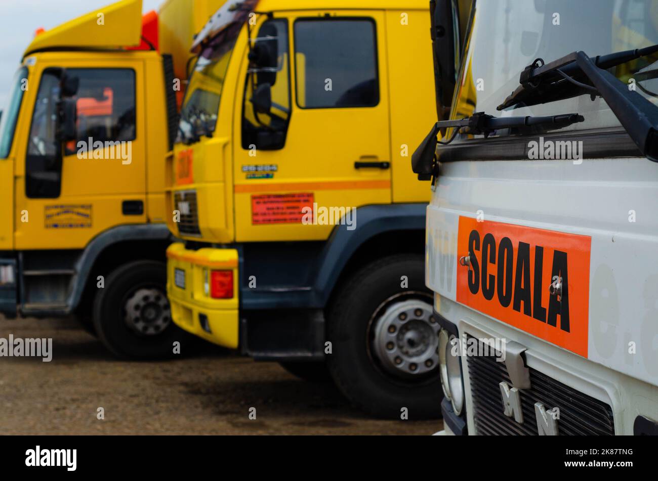 Driving school (scoala) sign, romanian driving school car sign. Truck ...