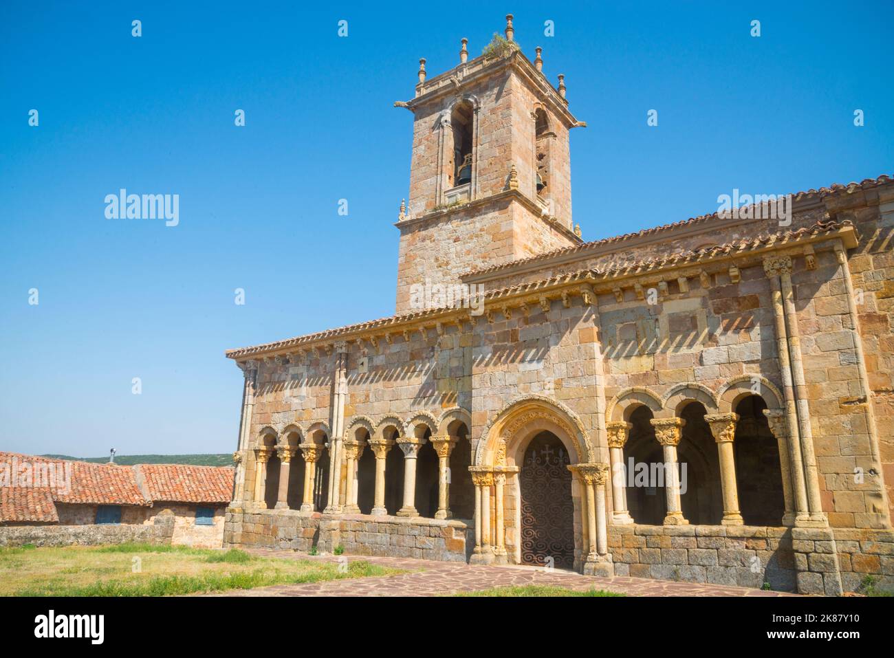 Exterior y fachada hi-res stock photography and images - Alamy