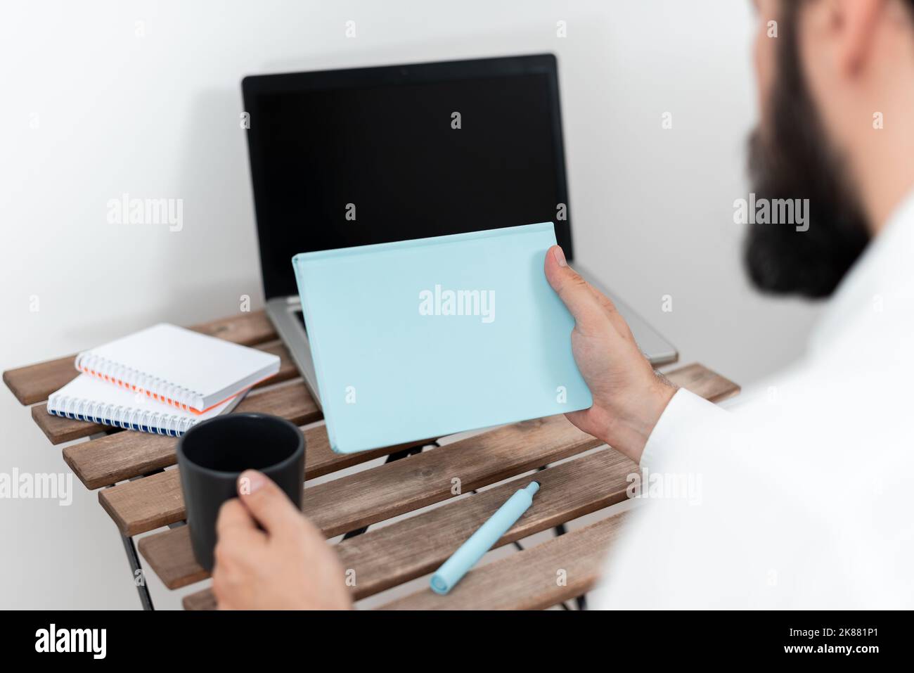 Office Meeting Online, School Video Conference, Working Remotely Ideas ...