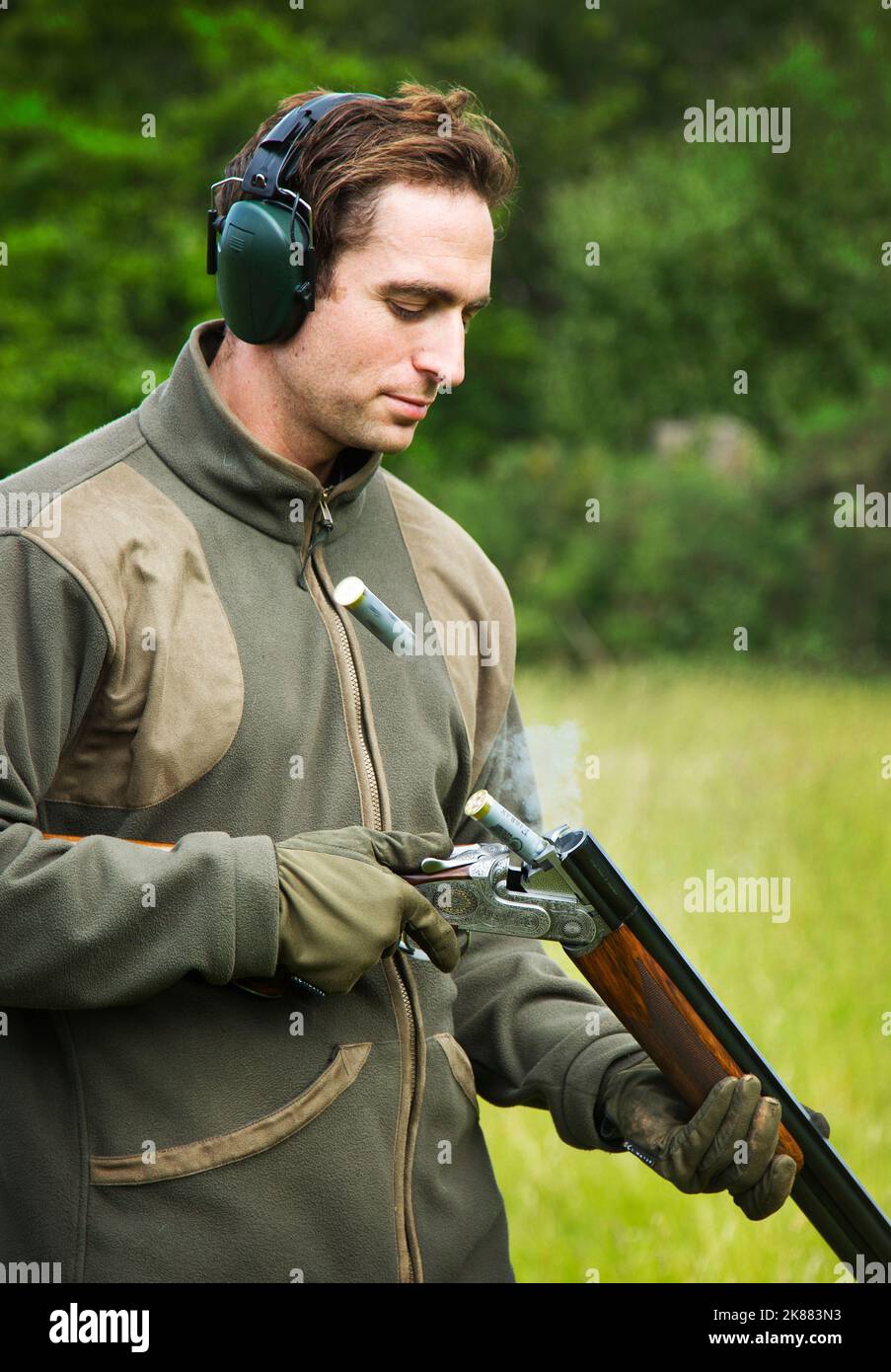 Skeet shooting hi-res stock photography and images - Alamy