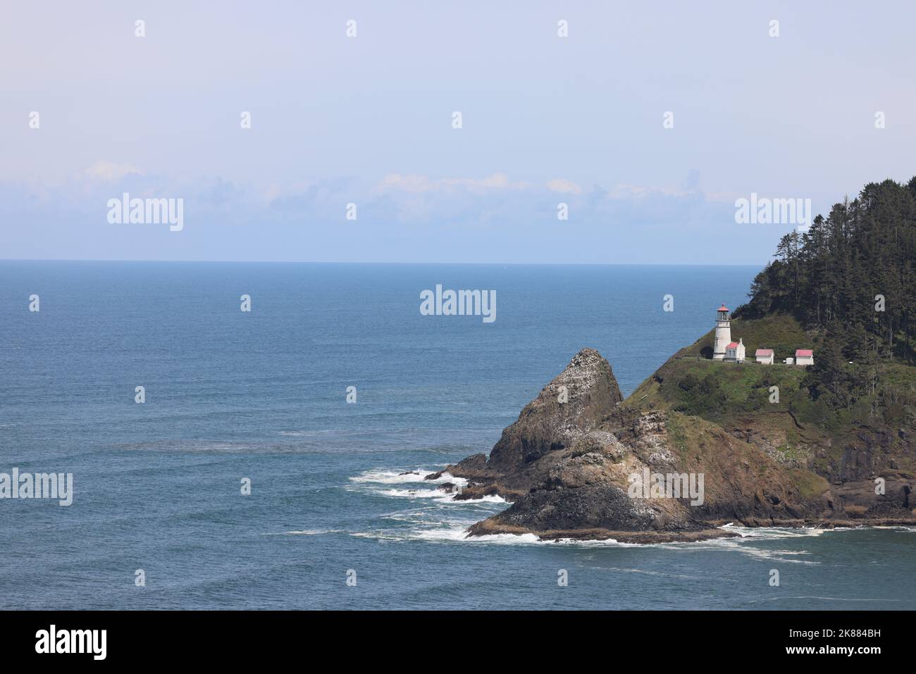 The Heceta Head Lighthouse with the background of the sea in Florence ...