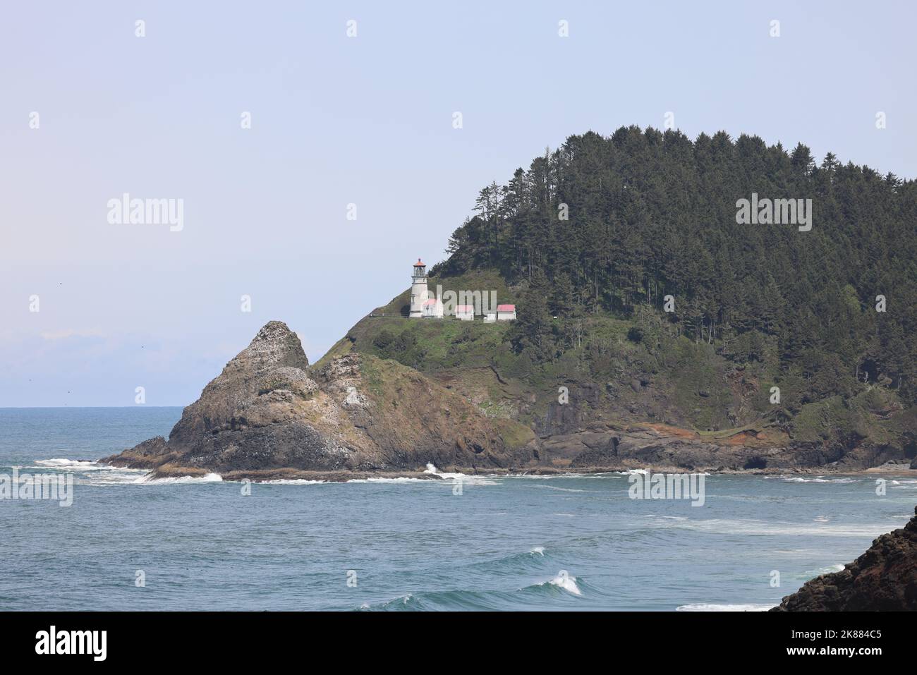 The Heceta Head Lighthouse with the background of the sea in Florence ...