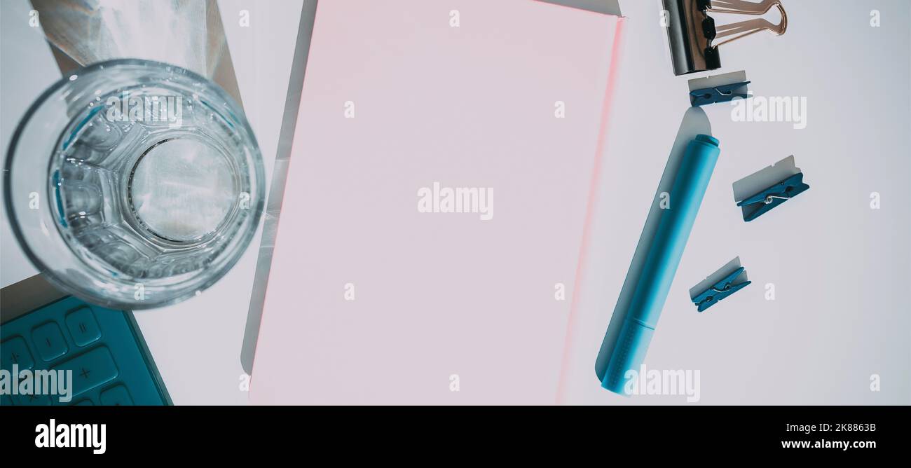 Colorful Wallpaper Image, Shatter Effect Design, Geometric Pattern ...