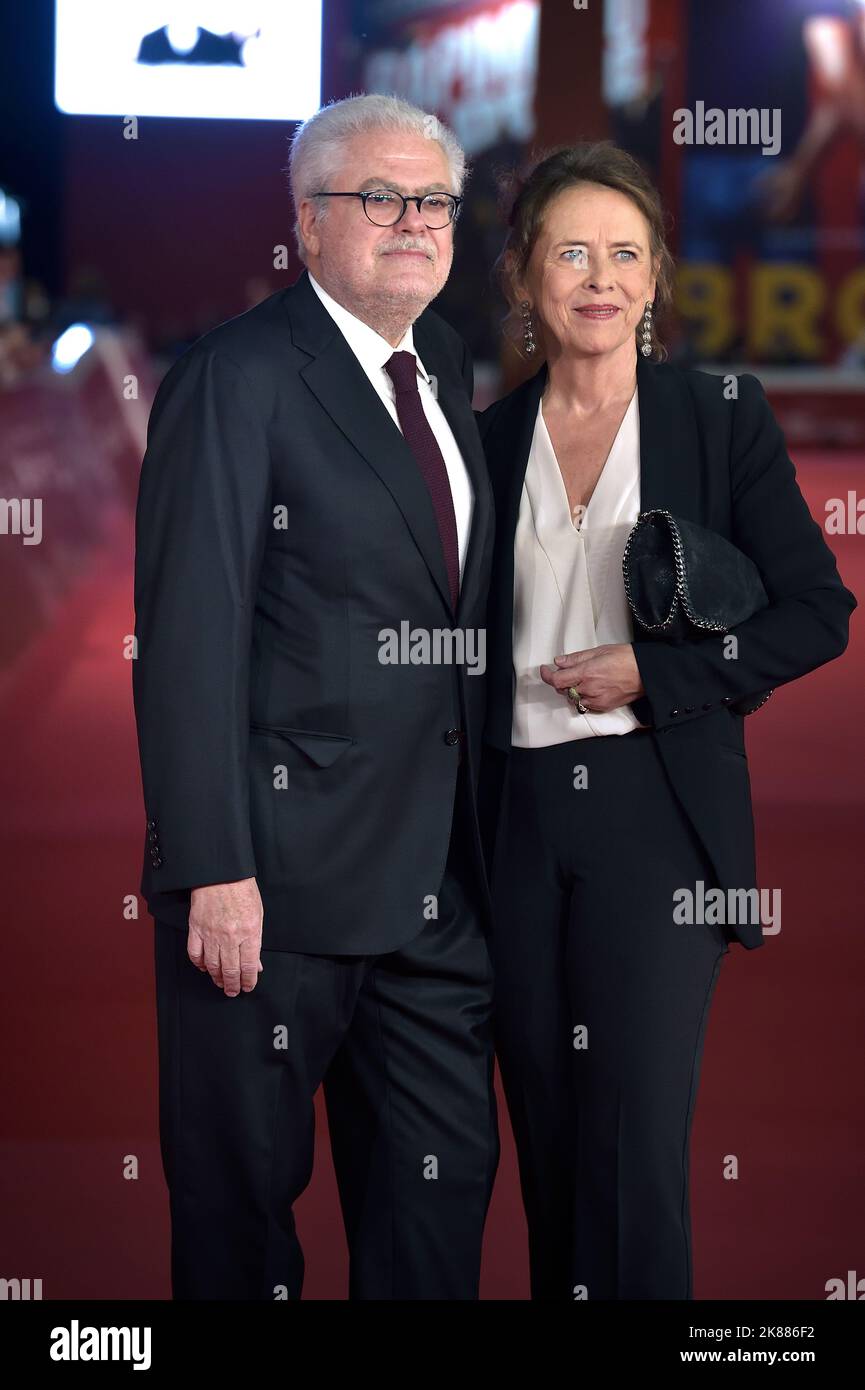 Lia pasqualino hi-res stock photography and images - Alamy