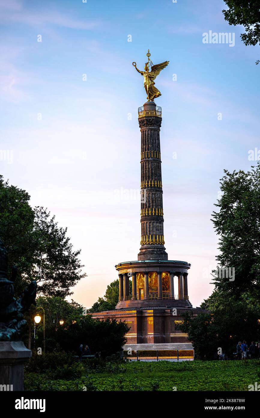 Victory column in berlin germany hi-res stock photography and images ...
