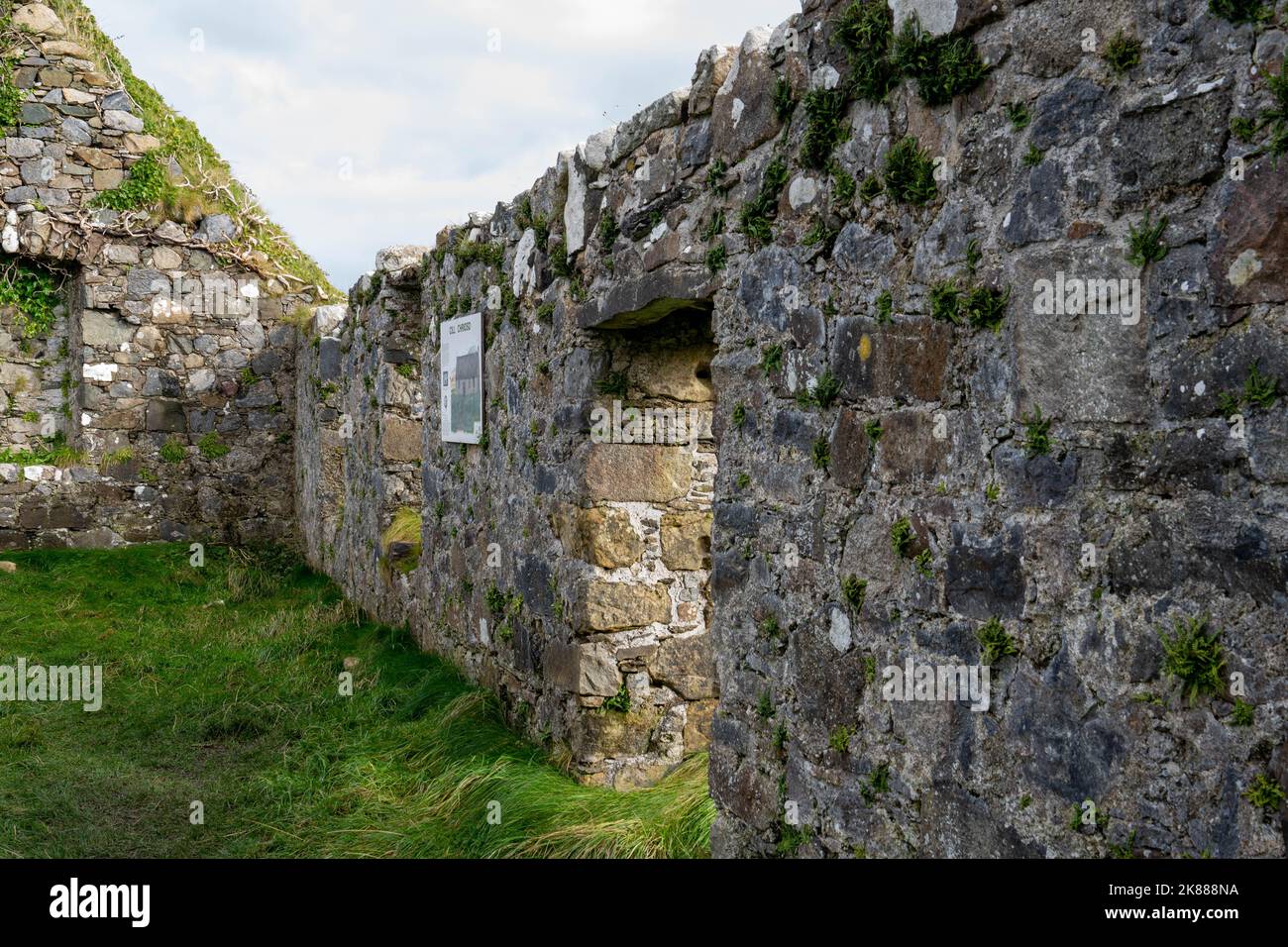 The ruins of Cill Chriosd church on the Isle of Skye Stock Photo - Alamy